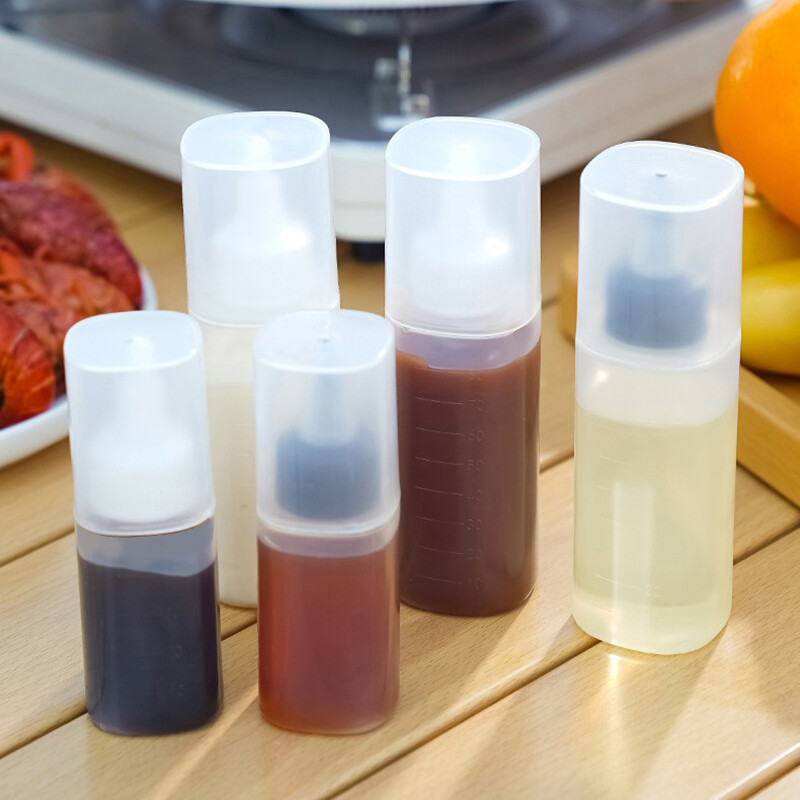 Kitchen Squeeze Bottle Oil Condiment Sauce Squeeze Bottles Portable ...