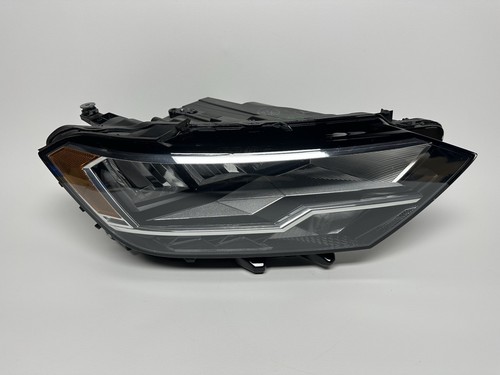 2019 - 2023 Volkswagen Jetta OEM Headlight LED Right Passenger ...