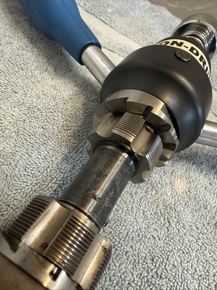 Cyclus Tools Bottom Bracket Facing and Chasing Taps 1.370 X 24 TPI BSA ...