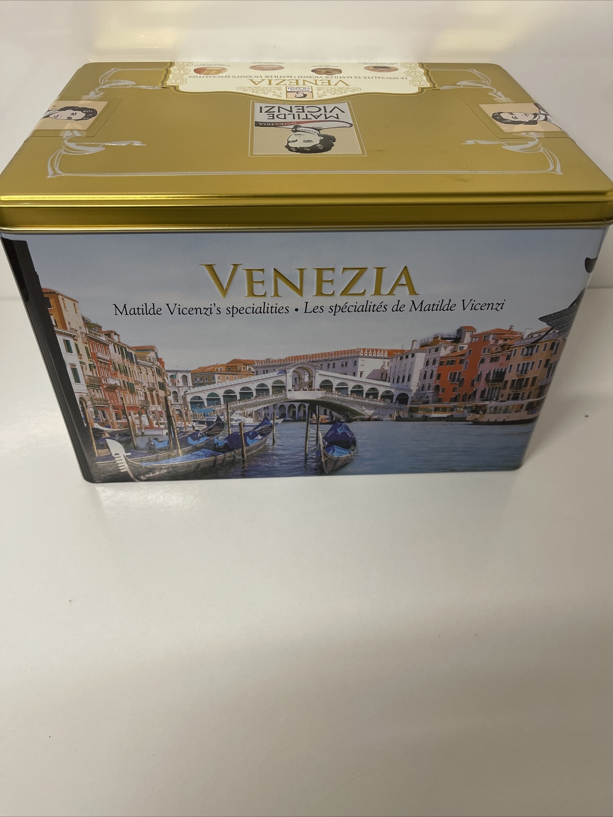 matilde vicenzi italian biscuits tin 907g Christmas gift , pastries ...