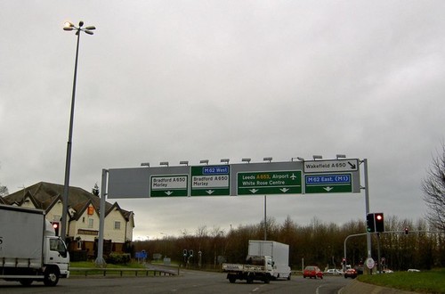 Photo 6x4 Tingley roundabout Morley\/SE2627 Mega roundabout with M62 ...