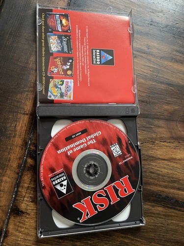 RISK The Game Of Global Domination CD-ROM. Hasbro, 1996 Win 95 w/Manual ...