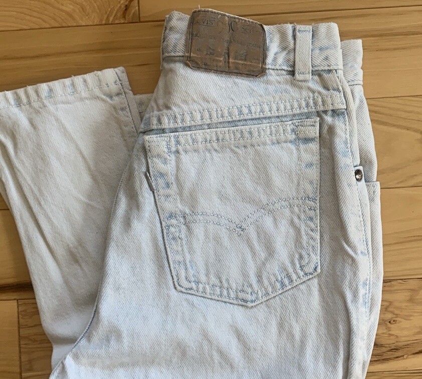 Vintage Levi’s Silver Tab 900 Series Light Wash Wome… - Gem