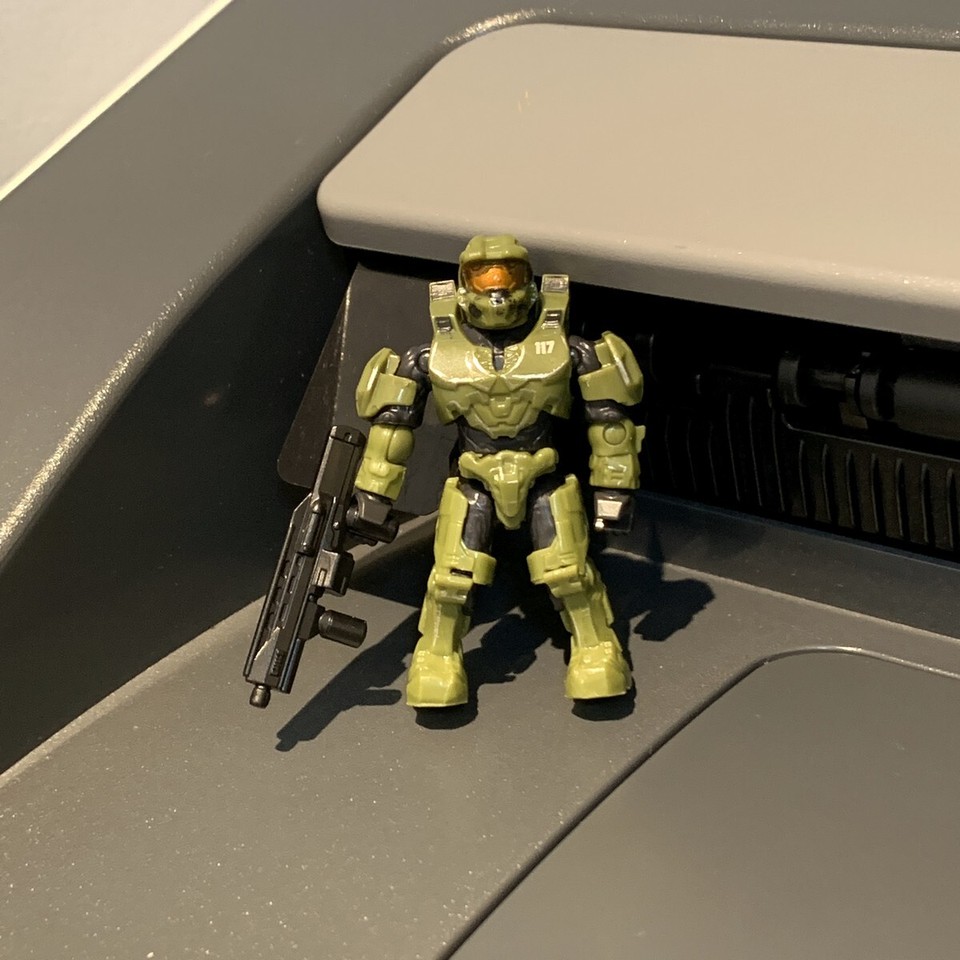 Master Chief Mega Bloks Construx Halo Infinite Pelican Inbound Figures ...