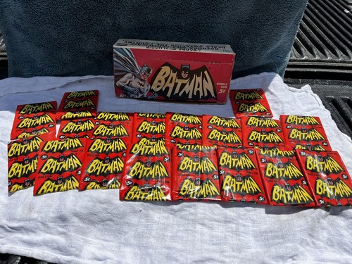 VINTAGE 1966 TOPPS BATMAN TRADING CARDS WAX WRAPPER Box Unopened Packs ...
