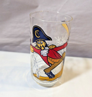 1977 McDonalds Collectors Glass Captain Crook (McDonaldland action ...