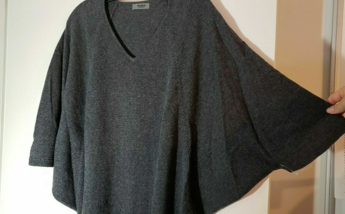 SZ M PREMISE V neck Gray Batman-wing Fringe Cashmere Sweater - Sample ...