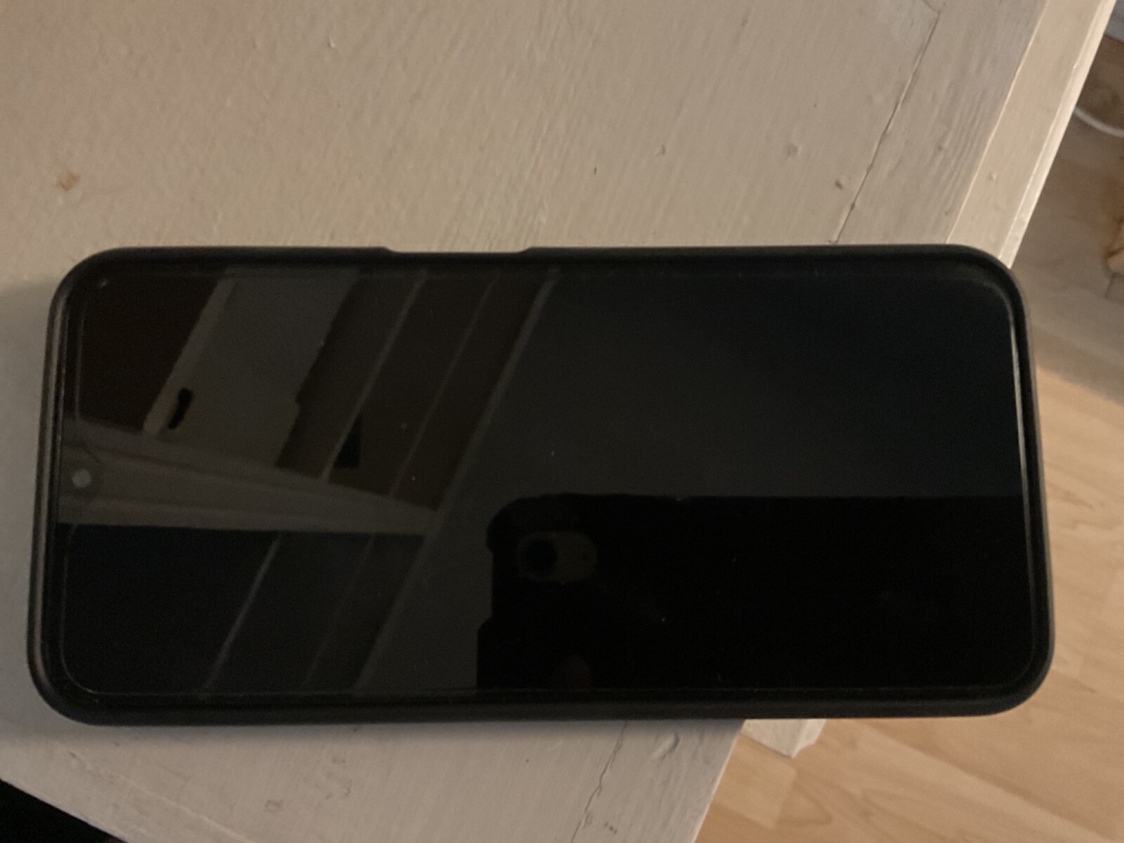 Samsung Bark Phone, Black Case, Four Cameras, Just Out Of Box, Parental ...