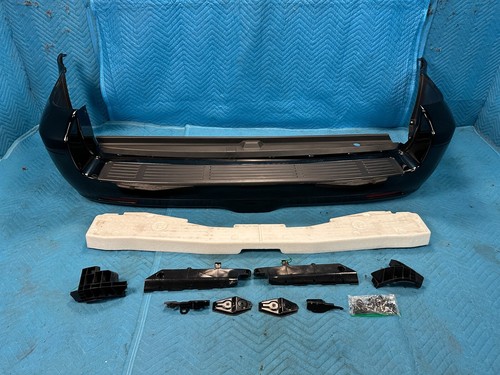 Lexus GX470 Rear Bumper Cover w/Impact Absorber & Reflectors Black:202 ...