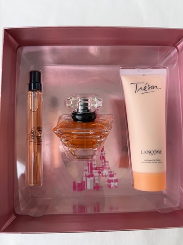 LANCÔME TRESOR PERFUME 3 Pc GIFT BOX SET Eau de Parfum Body Lotion ...