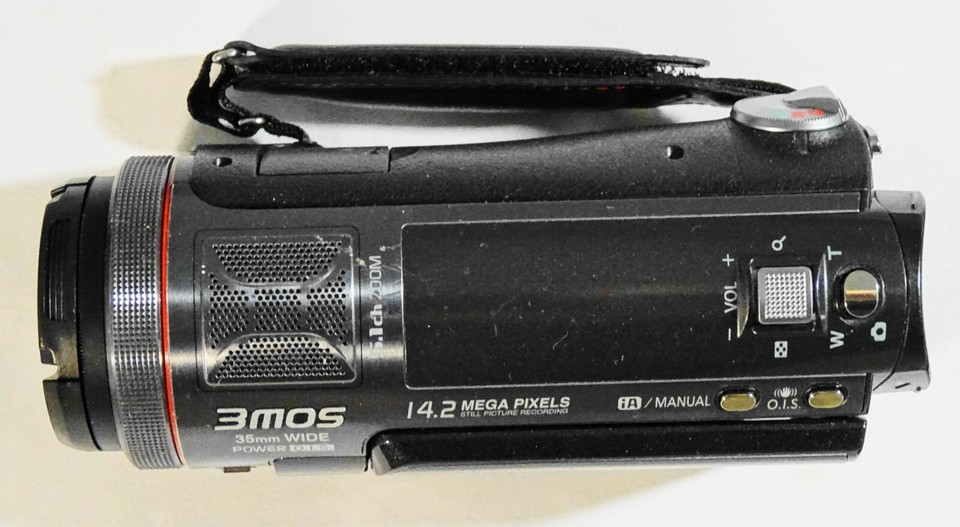 Panasonic HDC-TM700 Full HD AVCHD 32 GB 3MOS Video Camera NTSC System ...