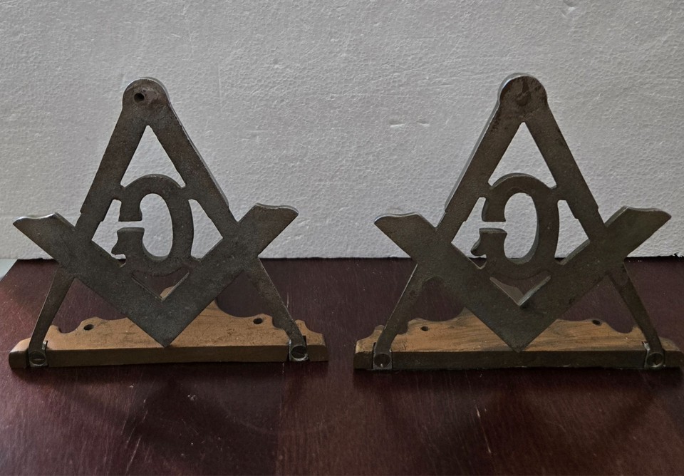 Vintage Masonic Freemason Brass Metal Square And Compass Bookend RARE ...
