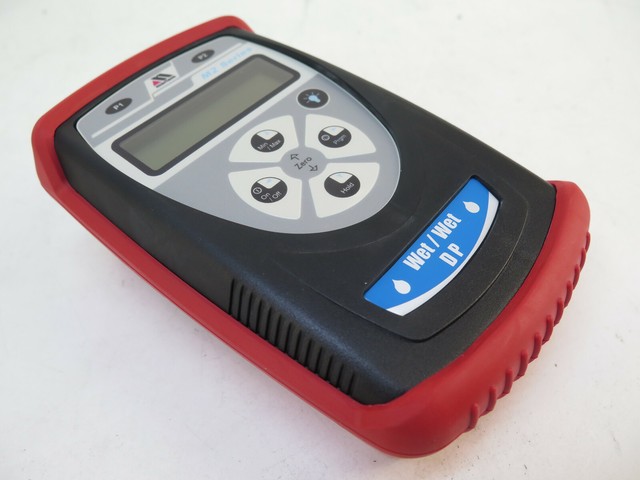 Meriam M2 SERIES WET / WET DP Smart Handheld Manometer M200-DI / ZM200 ...