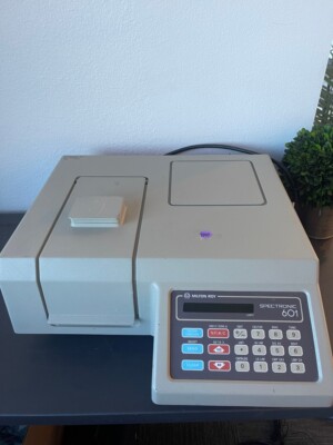 Analytical Instruments - Spectronic 601