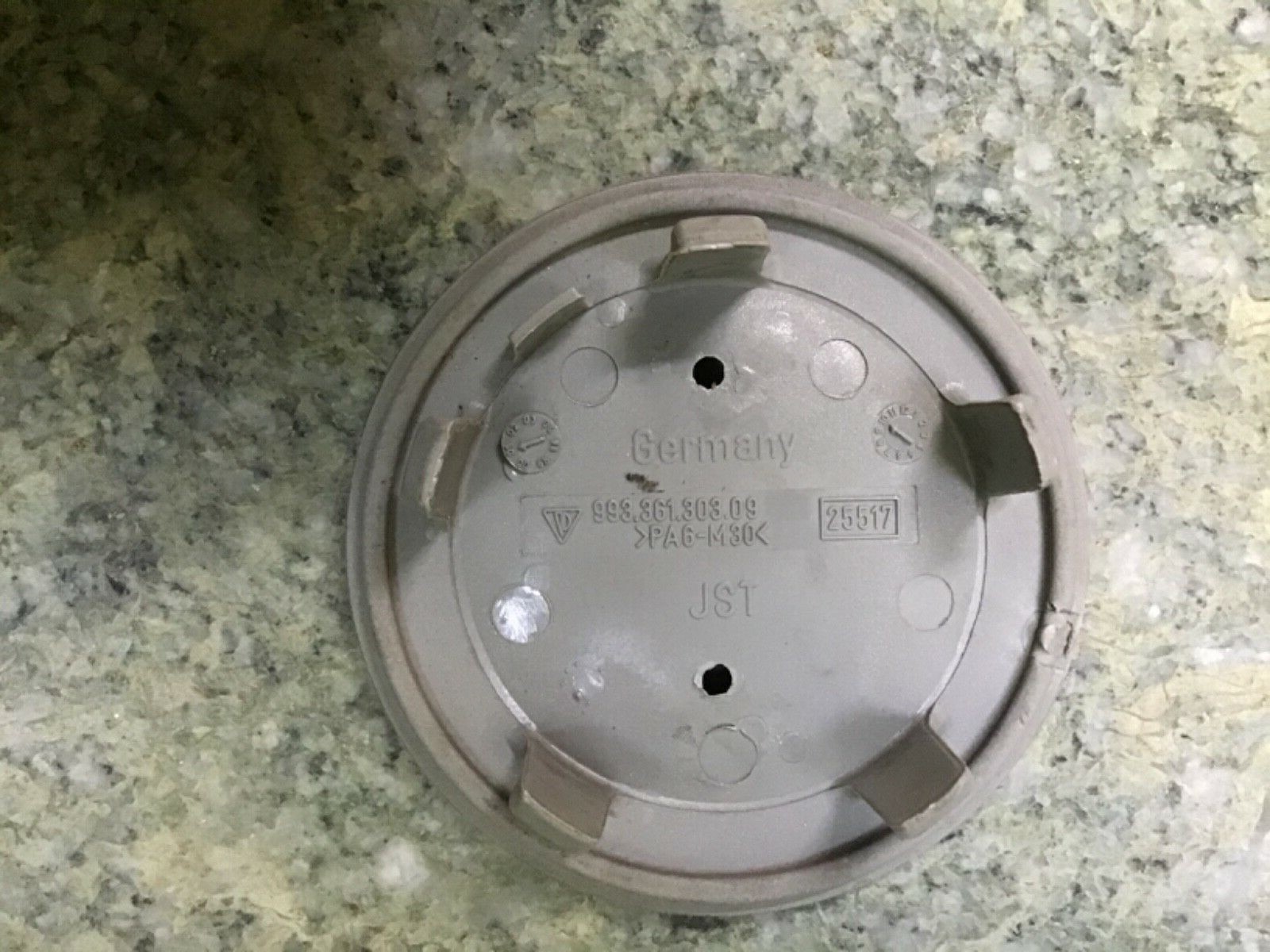 Porsche Center Cap - missing emblem P/N 993.361.303.09 | eBay