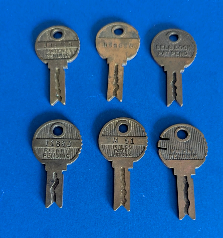 Lot of 6 vintage Mills Slot Machine keys | eBay