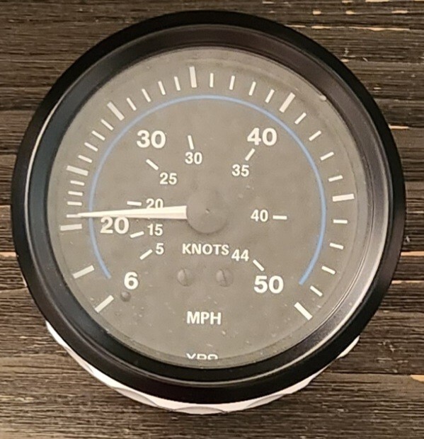 VDO 260-508 3 3/8" (85mm) 50 MPH / 44 knots Standard Line Pitot Tube ...