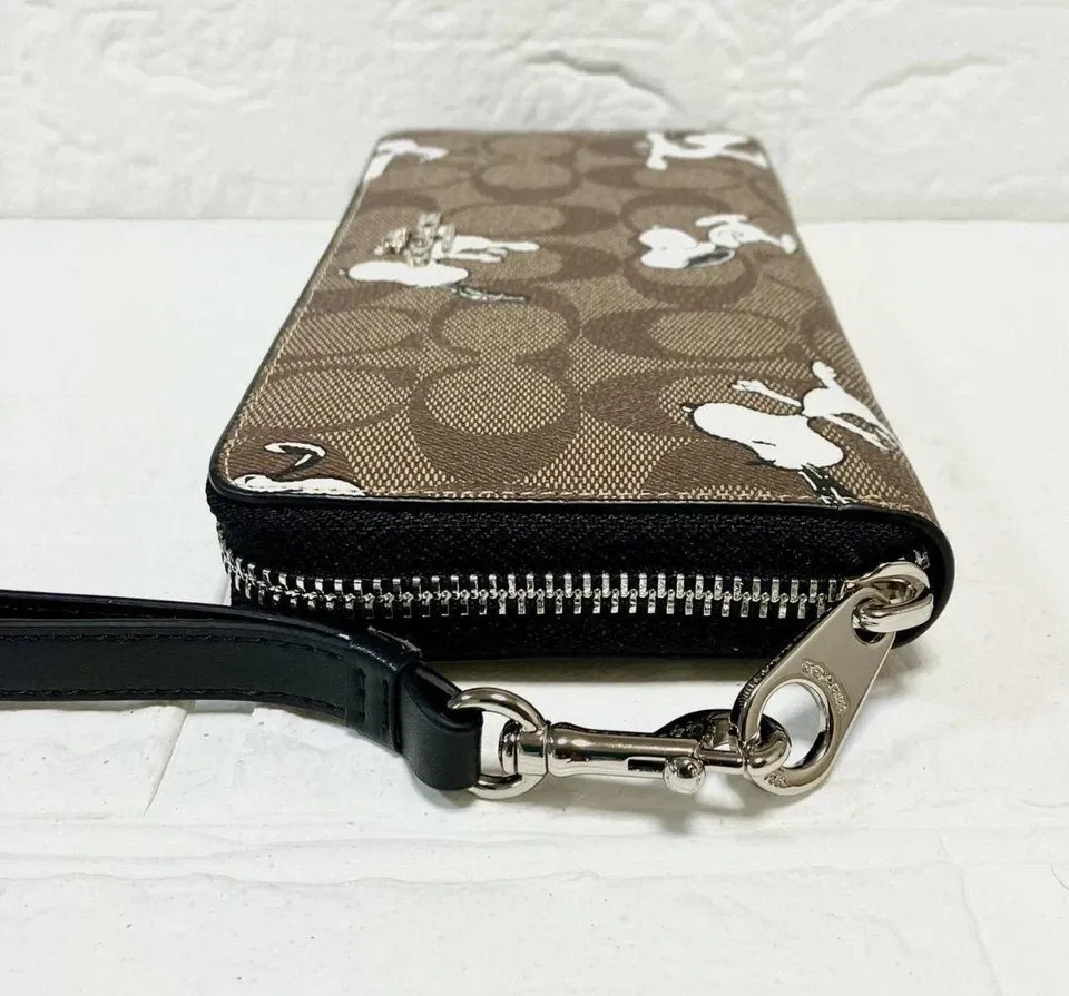 COACH x PEANUTS Long Zip Wallet Snoopy Woodstock Multi Signature outlet ...