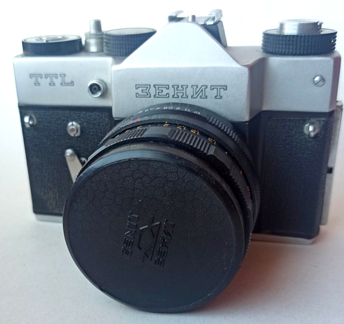 ZENITH TTL. Soviet SLR film Camera USSR with Lens Helios-44M 2/58 +case ...