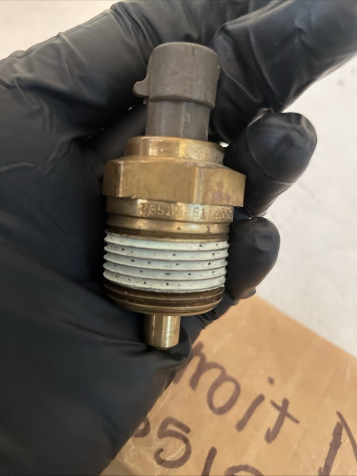 SERIES 60 GENUINE DETROIT DIESEL COOLANT TEMPERATURE SENSOR 23515251 ...