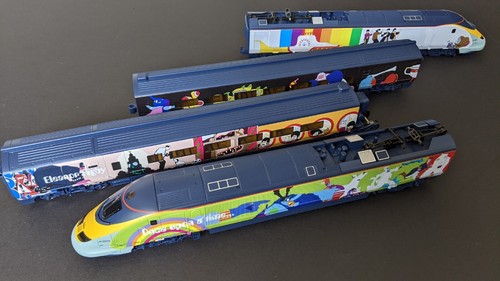 Hornby R3829 Train Pack OO Eurostar Class 373 Set 3005/3006 Yellow ...