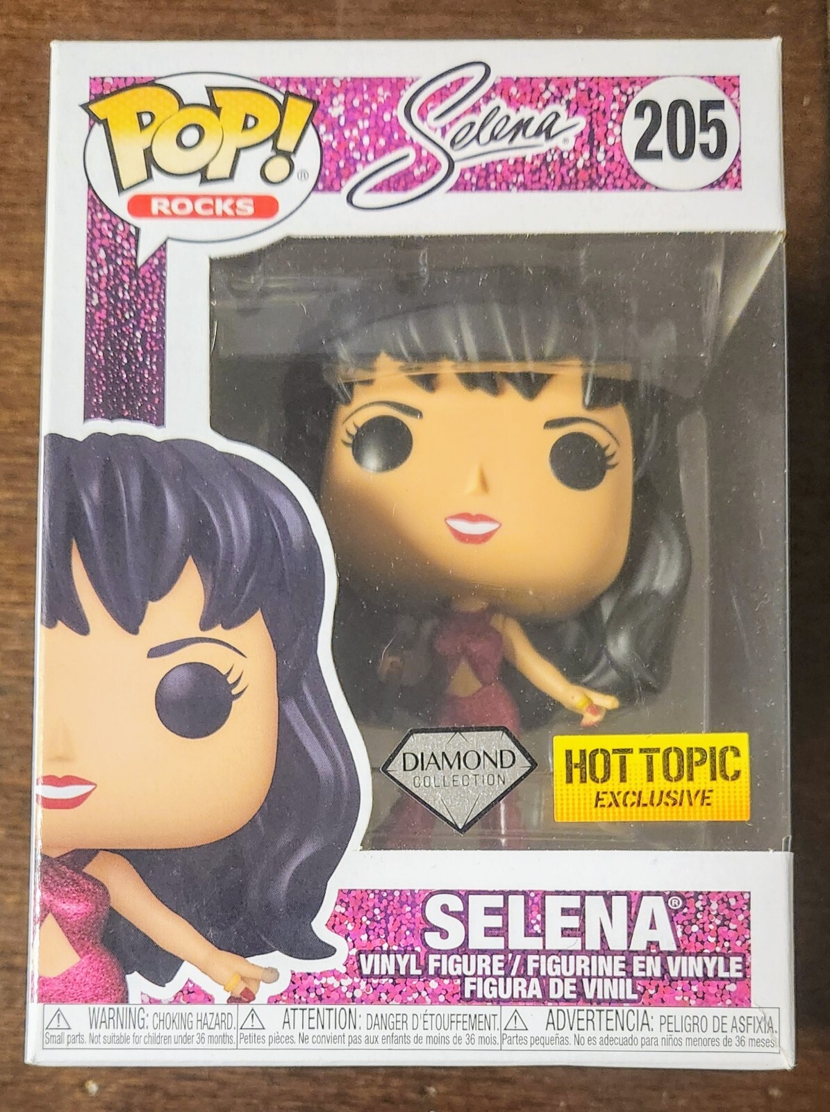 Funko Pop! Vinyl: Selena (Diamond Glitter) - Hot Topic (Exclusive) #205 ...
