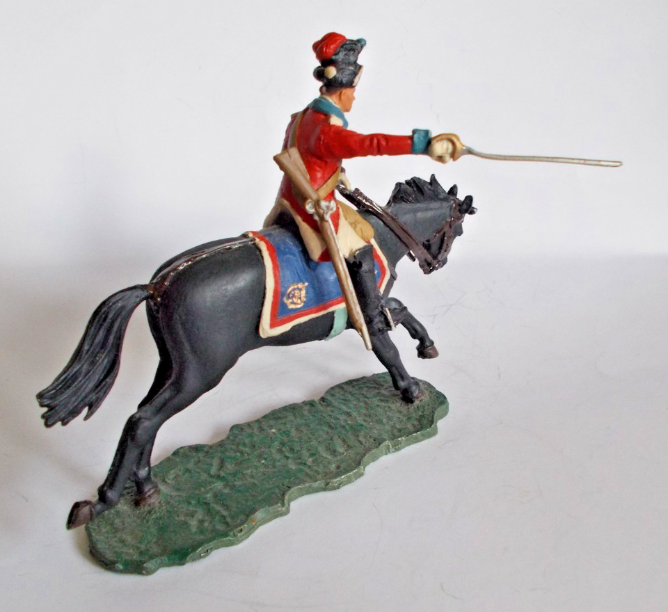 BRITISH REDCOAT DRAGOON CHARGING - AMERICAN WAR OF INDEPENDENCE - ATS ...