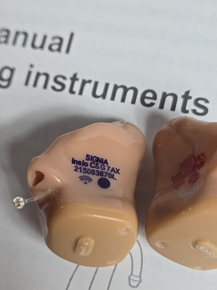 Pair of Signia Insio 7AX Charge & Go C&G AX ITE/HS/ITE Hearing Aids ...