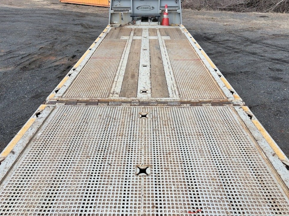 2022 Freightliner M2 16' Tri/A Tilt & Load Equipment Truck Flatbed A/T ...
