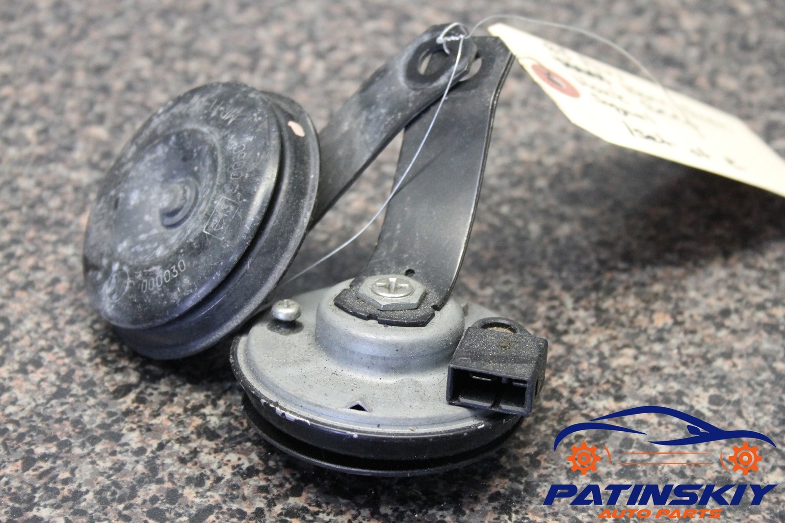 2005 TOYOTA PRIUS HORN HONK BEEP SIGNAL ALERT SET OF 2 HORNS W MOUNT BRACKET 05 | eBay