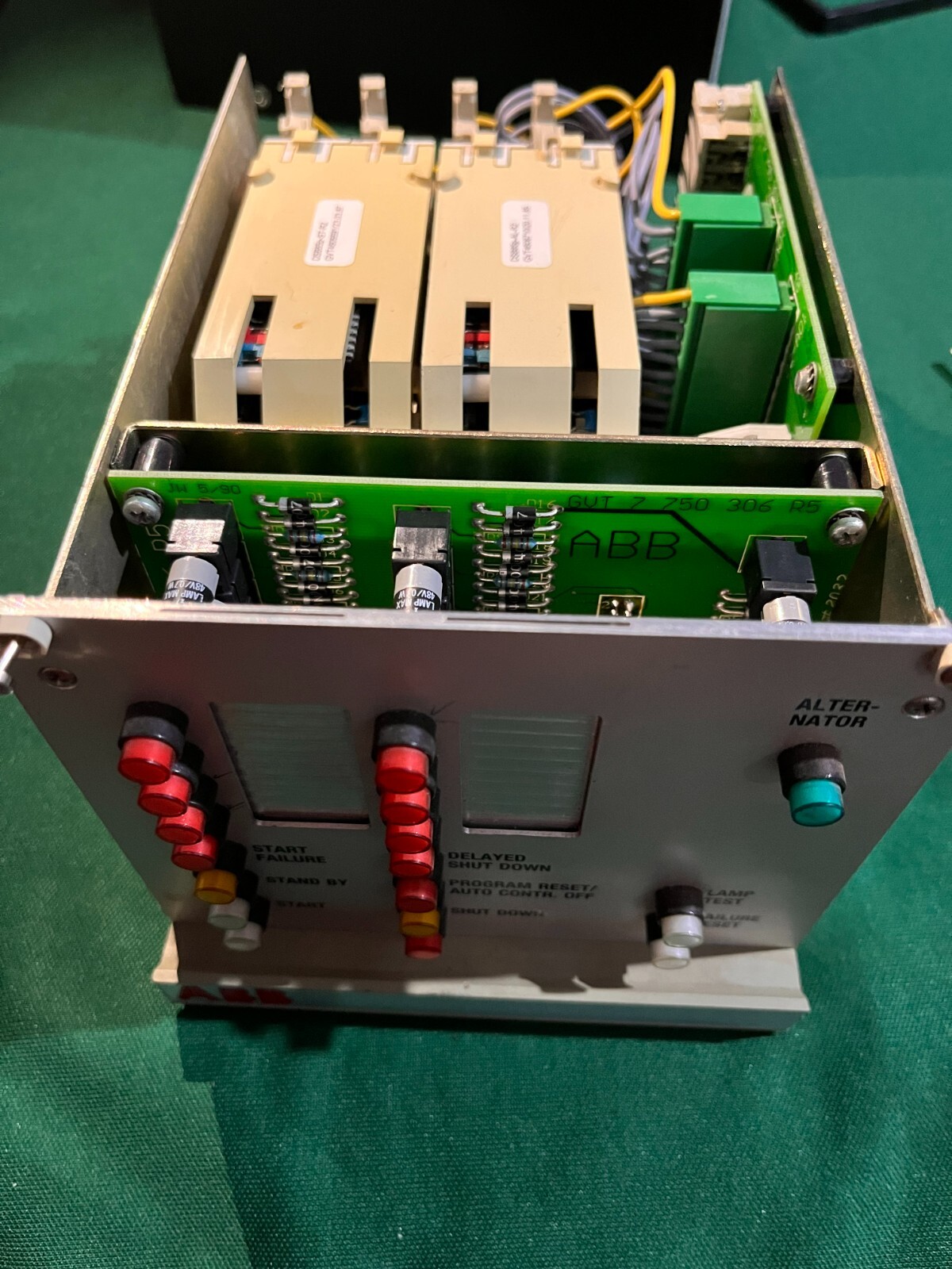 ABB CONTROLLER / ABB GVT7750307R3 GVT7750306R5 /ABB ESB 85P START STOP ...