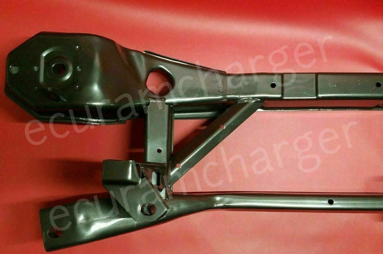 2000-2011 Ford Focus Sedan 4DR Rear Crossmember Subframe w Sway Bar ...