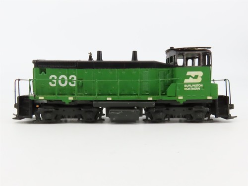 HO Scale Die-Cast BN Burlington Northern EMD SW1500 Diesel #303 ...