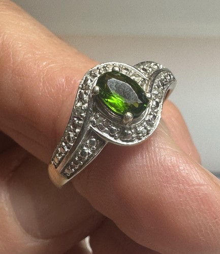 STS 925 Emerald Color Ring With Inlet Silver Design Size 8.5 | eBay