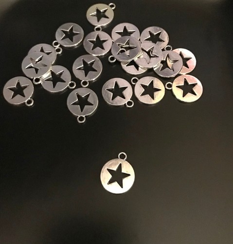 12 x Antique Silver Star Charms Jewellery Pendants Circle Cut Out Stars ...