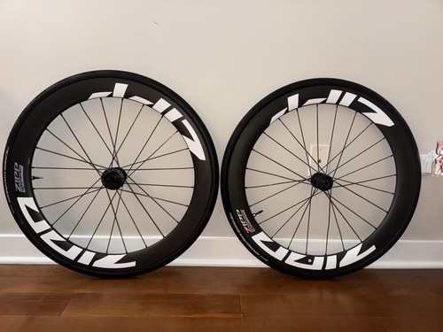 Zipp 404 Firecrest Carbon Disc Wheelset | Hookless | Tubeless Ready ...