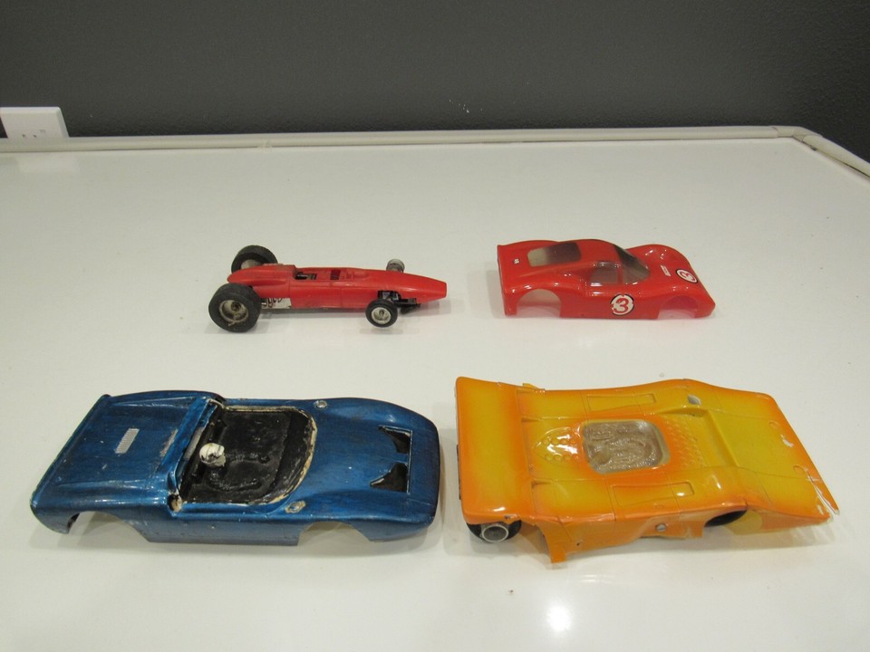 Eldon 2 bodies 2 cars Lot Slot Car Track Model Racing 1/24 Scale ...