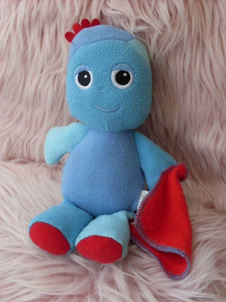 In The Night Garden Upsy Daisy Igglepiggle Makka Pakka Tombliboo Plush ...