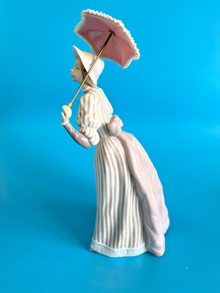 LLADRO ENGLISH LADY #5324 | eBay