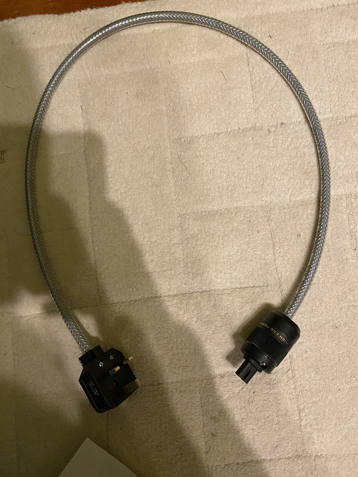 0.75m Audiophile Screened Mains Power Cable UK 3pin to IEC C7 Figure 8 ...