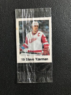 1988-89 Hostess Frito Lay NHL Hockey Steve Yzerman Sticker Card Sealed ...