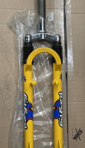 Yellow 26in Mountain Bike/ Bicycle Suspension Fork Threaded/ 1 In ...