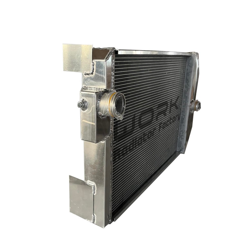 John Deere 4440 Tractor Heavy Duty Radiator OEM# RE21897 New Full ...