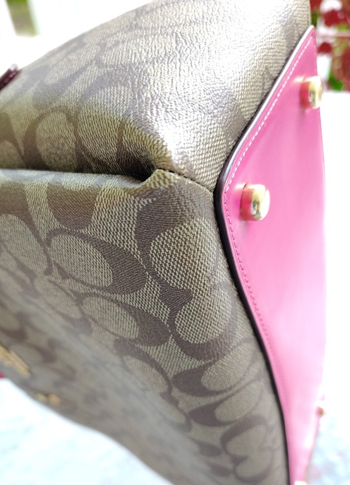 Coach 91495 Lillie Carryall Pink & Beige Signature C Canvas & Leather ...