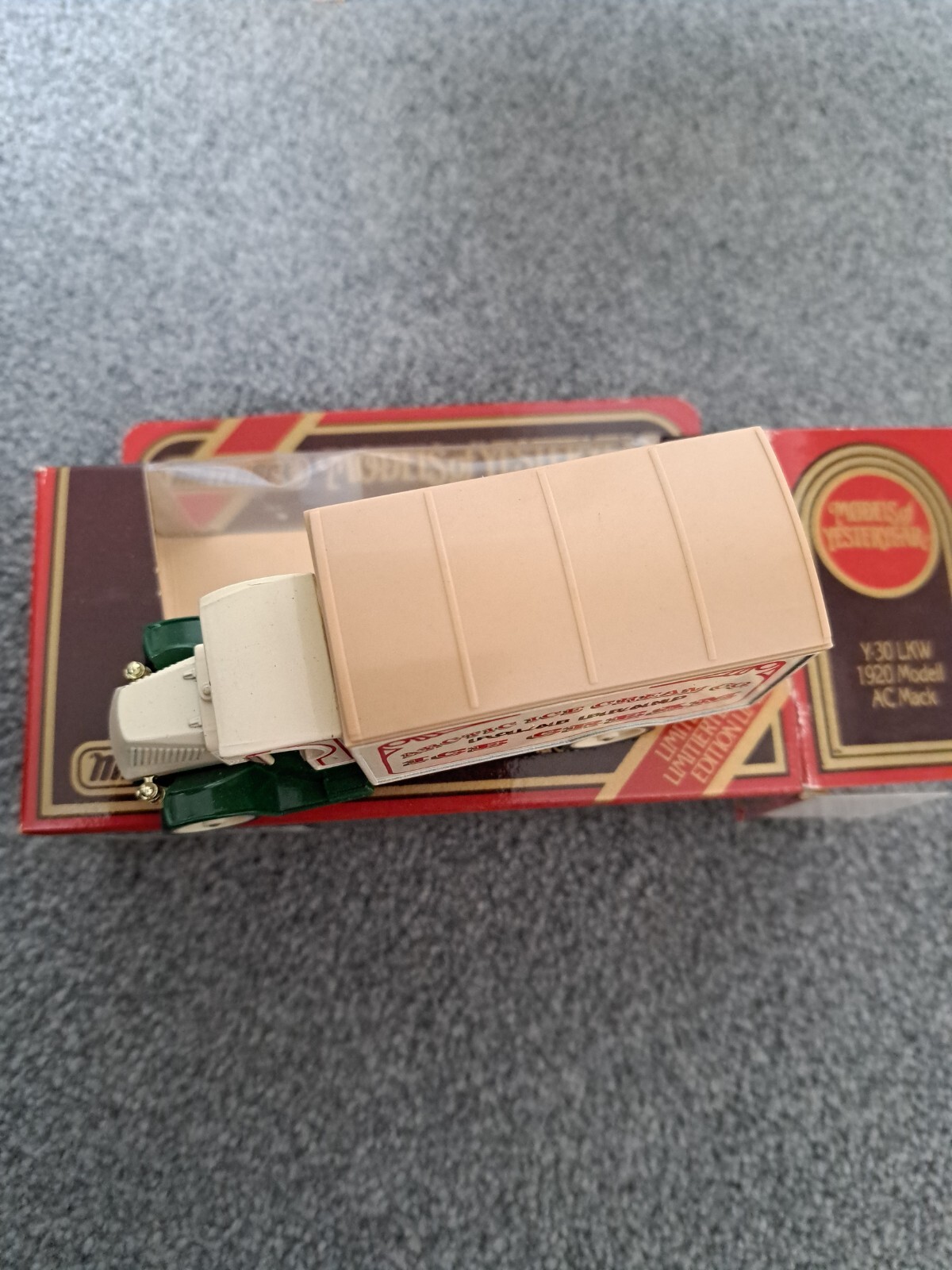Models of yesteryear matchbox Y30 1920 Model AC Mack, Arctic Ice Cream ...