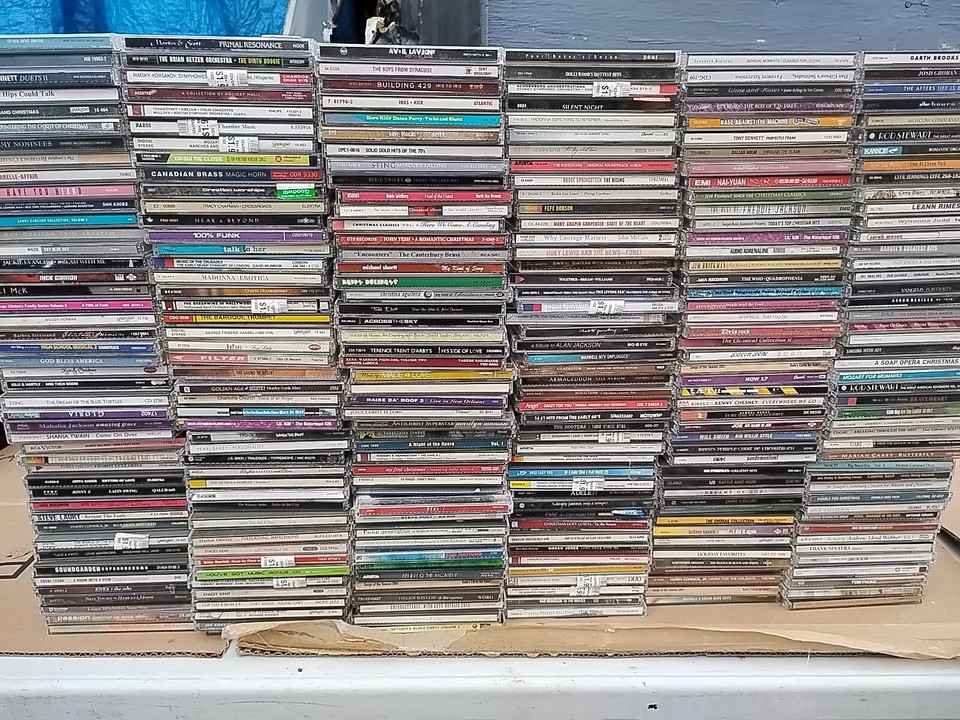 Lot Of 250 Vintage Cd Collection W/ Rock & More🔥Estate Sale CDs,Random ...