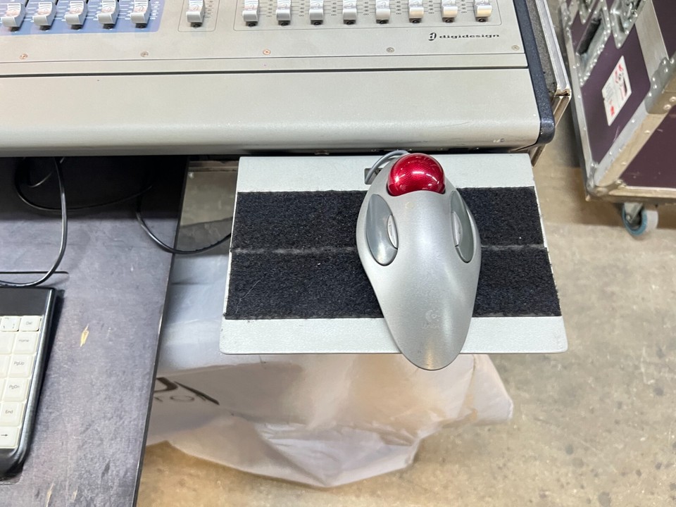 Avid Profile Console 48x24 Input Rack,FOH Rack ,330Ft BNC Cable #17576 ...