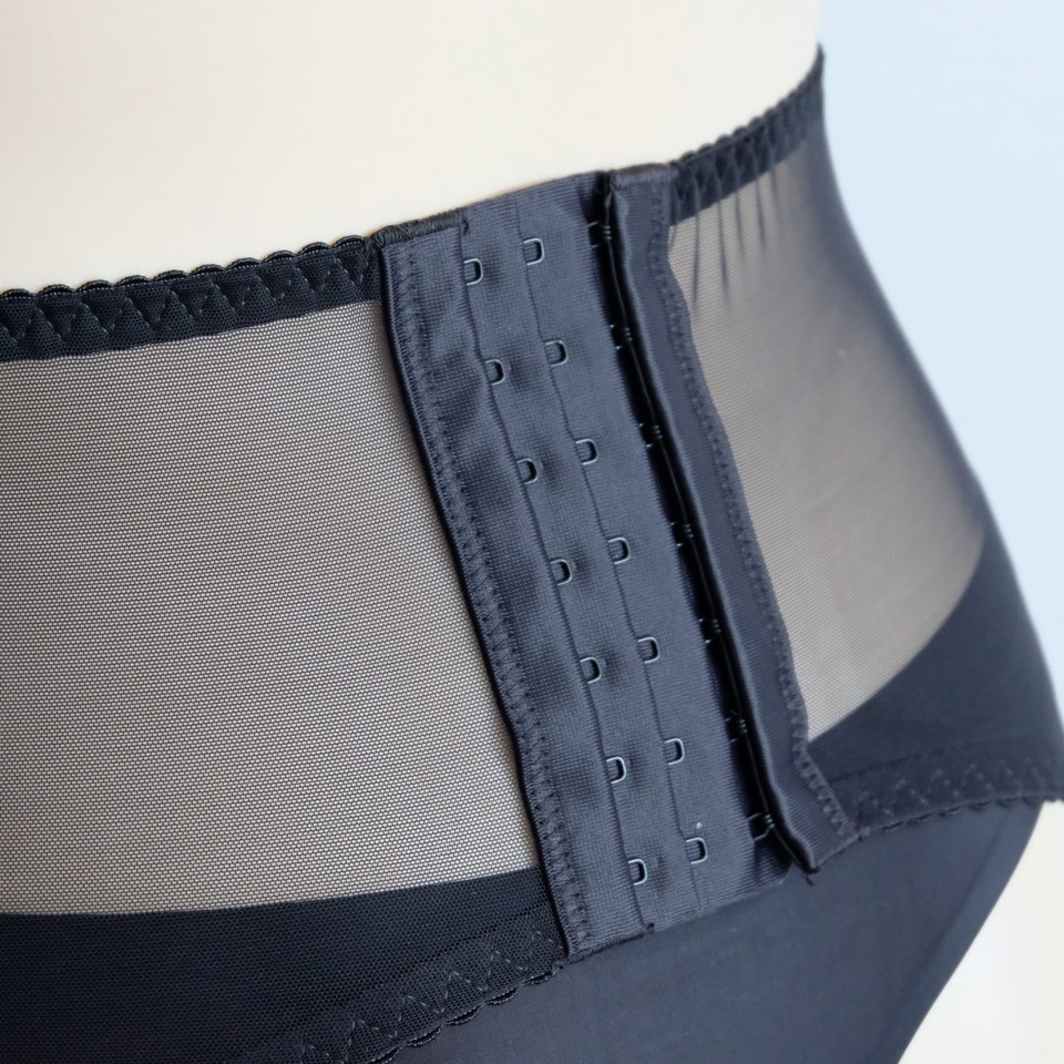 Luxallacki Sheer Mesh Cloth Splicing 6 Straps Garter Belt Shaping ...
