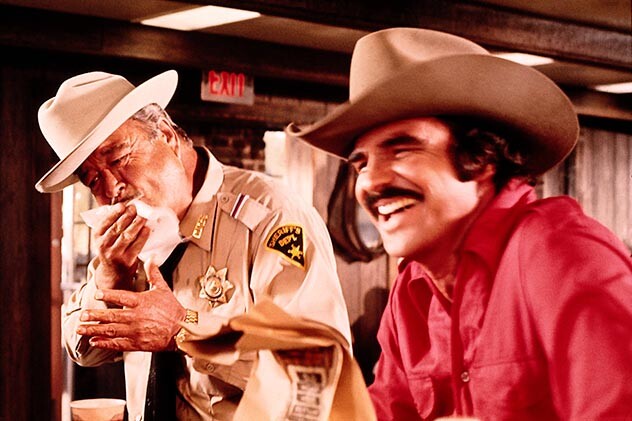 Burt Reynolds Smokey E Il Bandito Maglietta Rossa Burt Reynolds