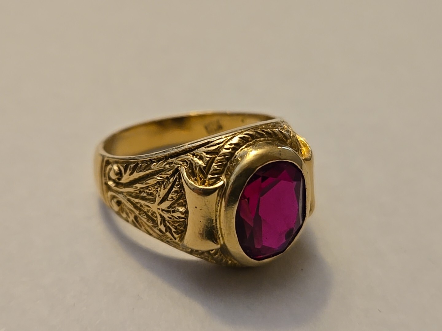 Vintage mens 18k yellow gold ruby ring 4.85 ct - Gem